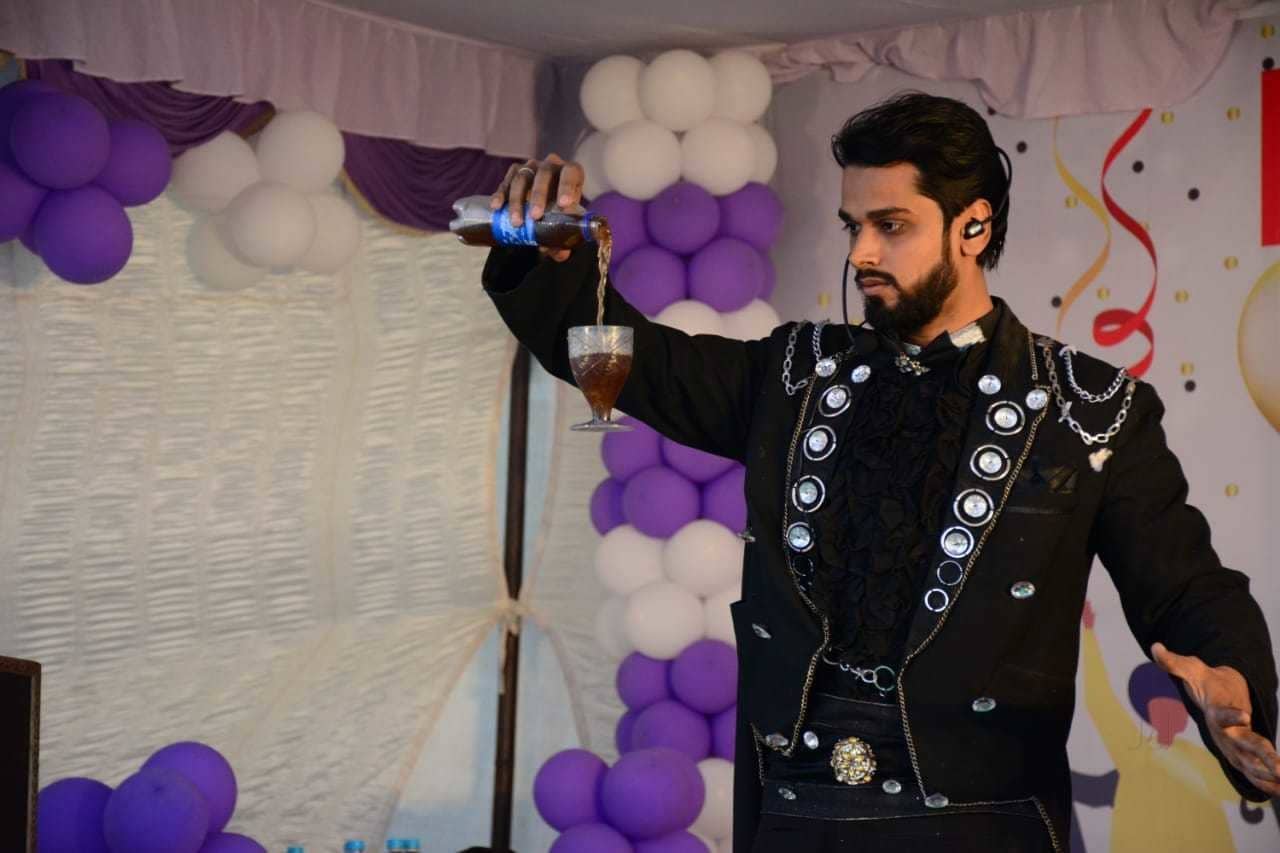 Magician Prayagraj in Rajrooppur,Allahabad - Best Magicians near me in ...