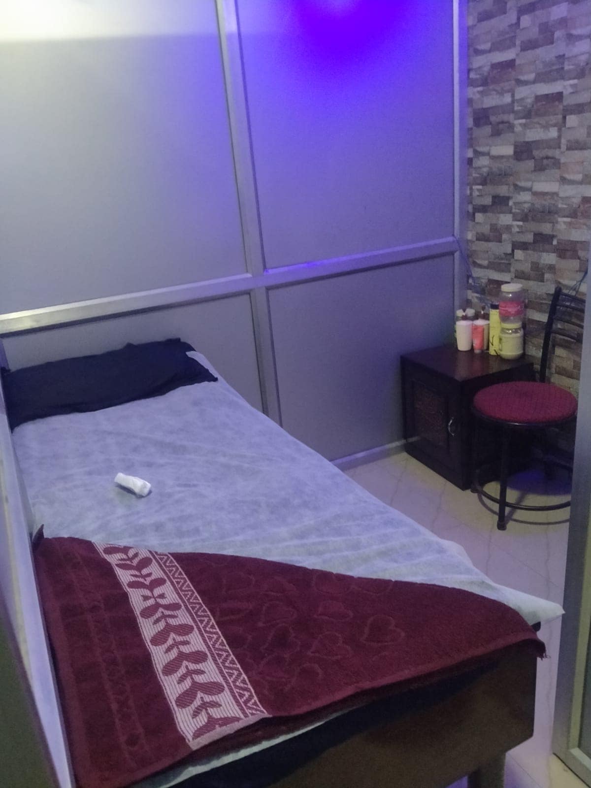 Top 24 Hours Body Massage Centres In Shivpuri Best Massage Centre