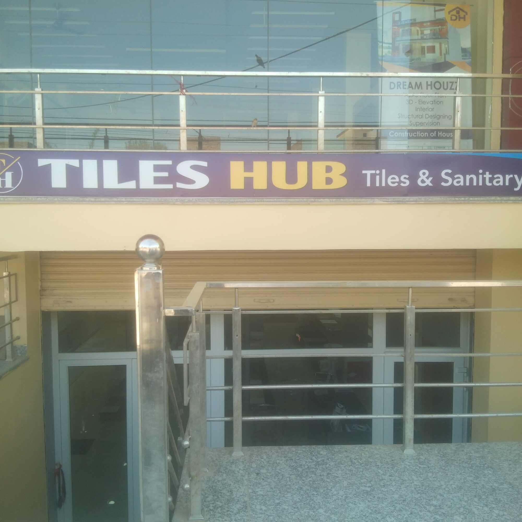 Titanium Gold Granite Tiles in Anand at ₹ 300 / Square Foot (MOQ:5 ...