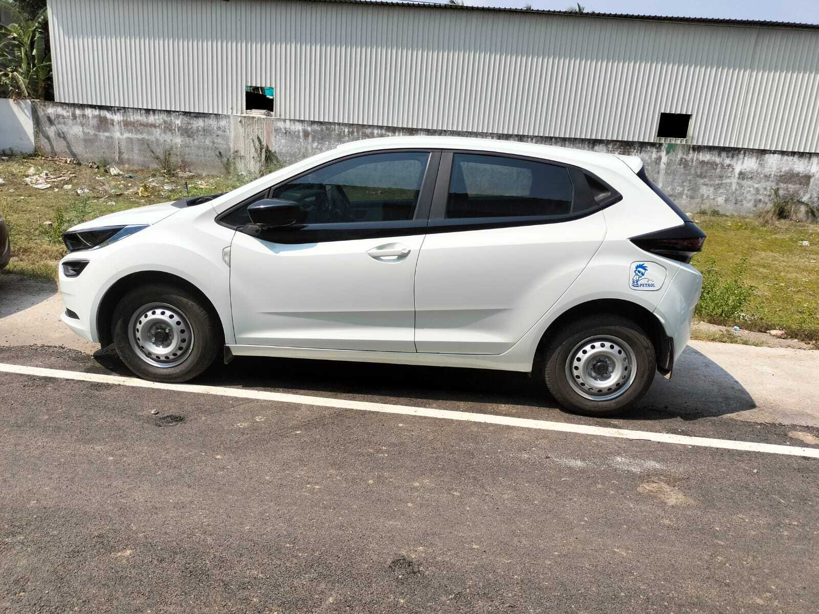 Top Suv Car Rental in Mogappair, Chennai near me - Justdial