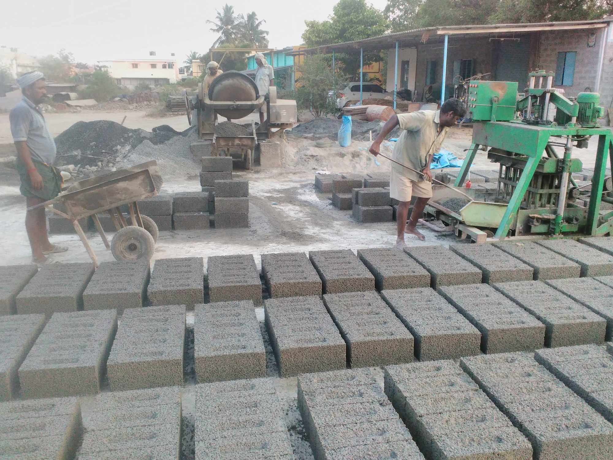 GKT Hollow Blocks in Gkr Nagar, Coimbatore - Best Concrete Block ...