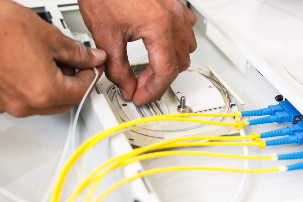 Fiber optcal in Gandhidham - Best Fibre Optic Splicing Installation ...