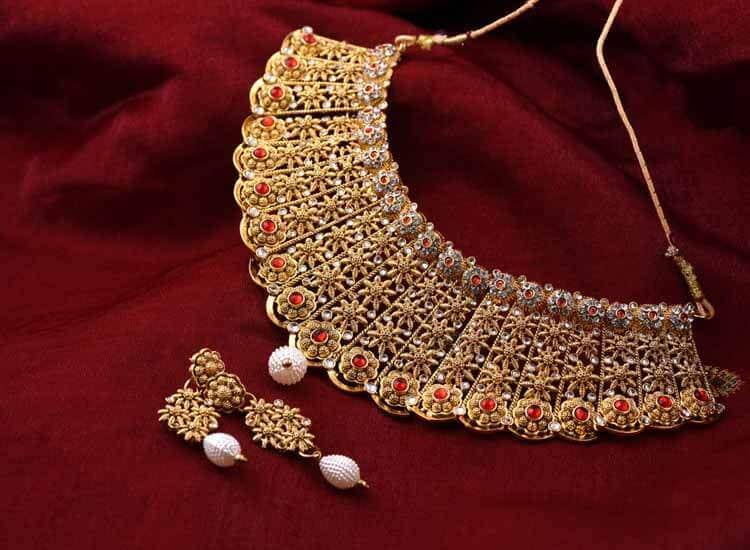 Ms Purvi in Soni Ni Chali, Ahmedabad - Best Imitation Jewellery ...