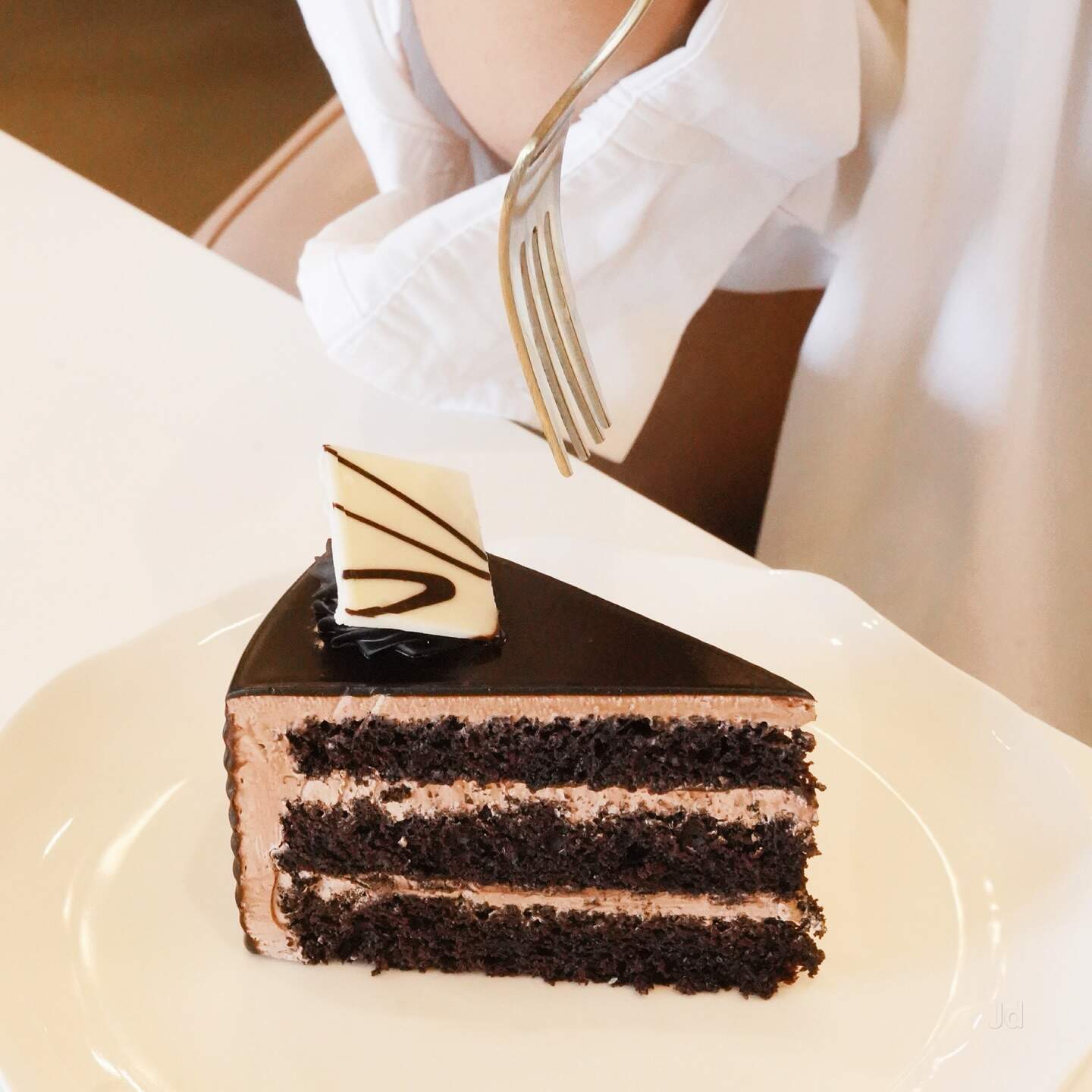 Top Bakeries near Bhopal Fracture Hospital Arera Colony, Bhopal - Best ...