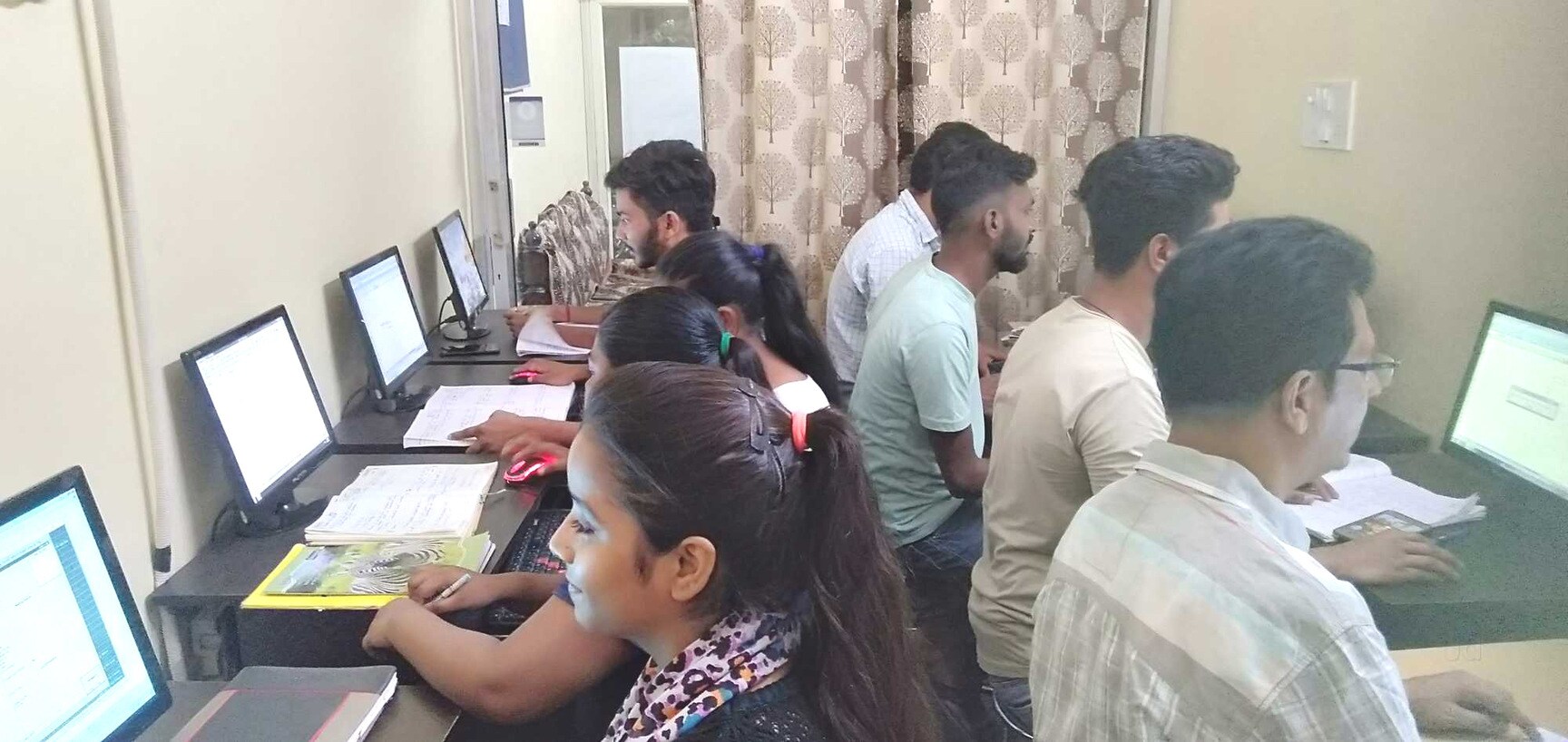 Top Tally Gst Training Institutes in Dwarka - Best Tally Goods ...