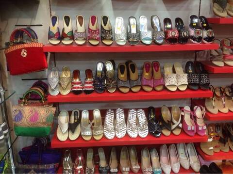 Shoe Aholics Photos, Dilshad Garden, Delhi- Pictures & Images Gallery ...