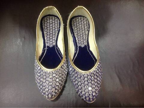 Shoe Aholics Photos, Dilshad Garden, Delhi- Pictures & Images Gallery ...