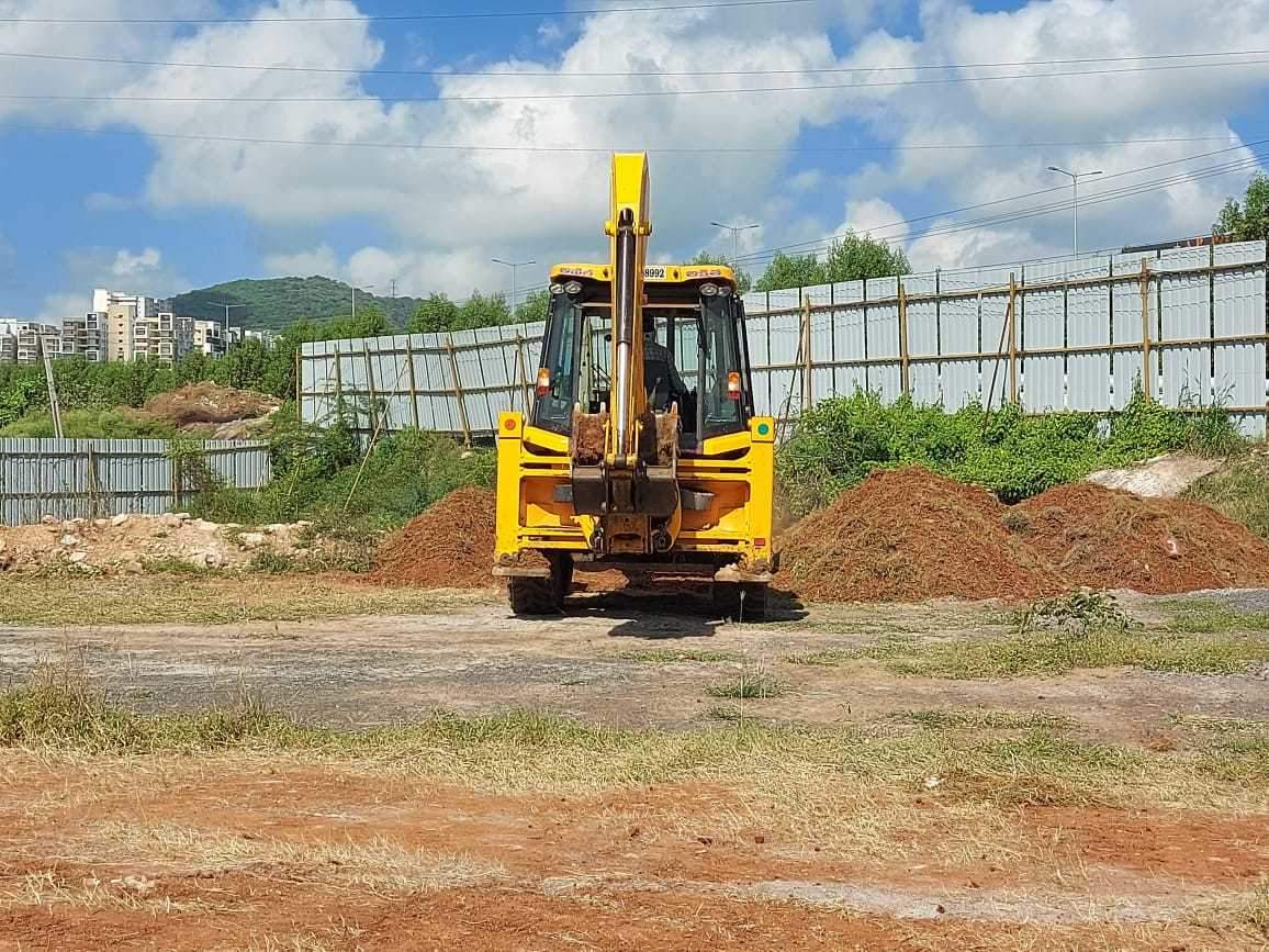 Sri Venkateswara Swamy Earth Movers & Tipper Services (Closed Down) in ...