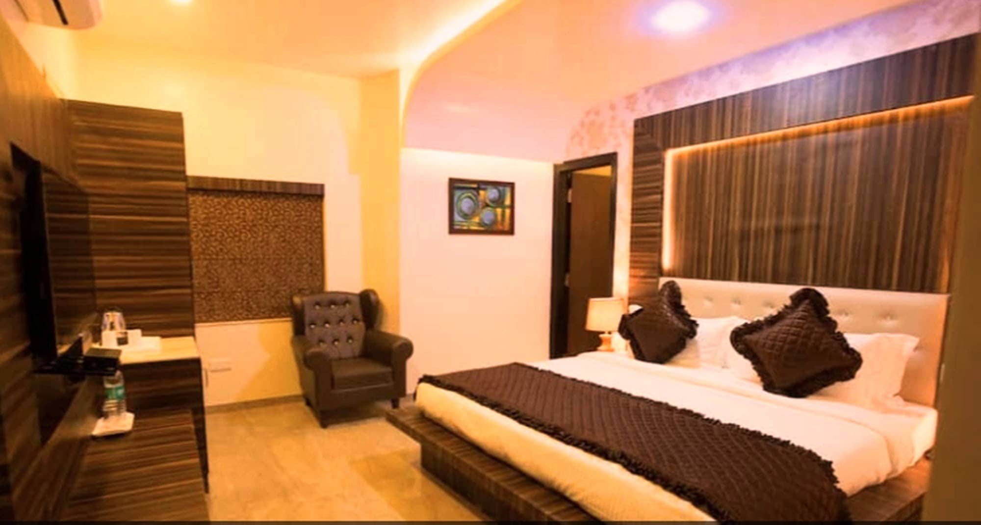 20+ Best Hotels in Harmada - 𝗚𝗲𝘁 𝗕𝗲𝘀𝘁 𝗗𝗲𝗮𝗹 - Justdial