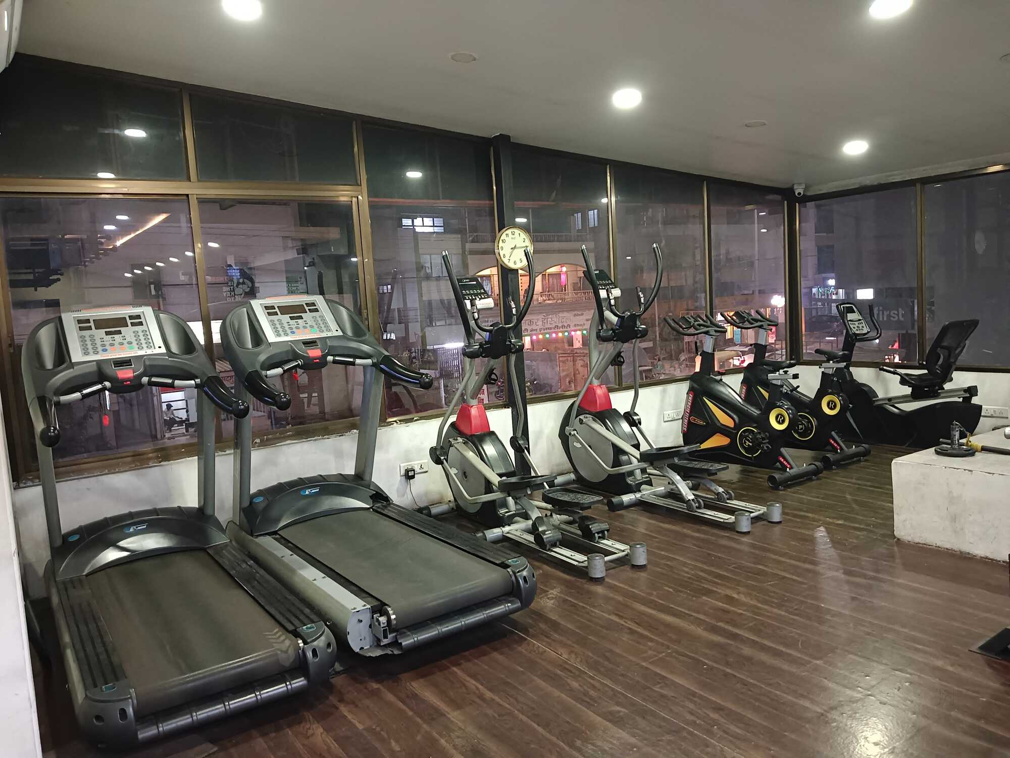 Top Crossfit Gyms in Sambre - Best Crossfit Training Centres Kolhapur ...