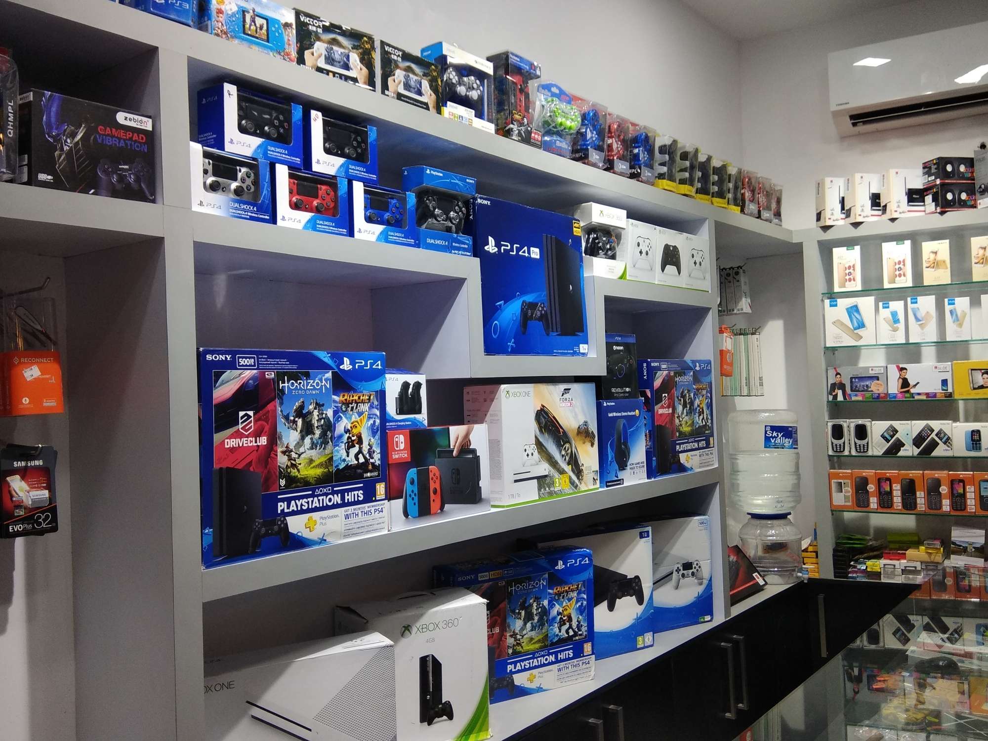 Top Second Hand Mobile Phone Dealers in Madrassa Bazar - Best Used ...