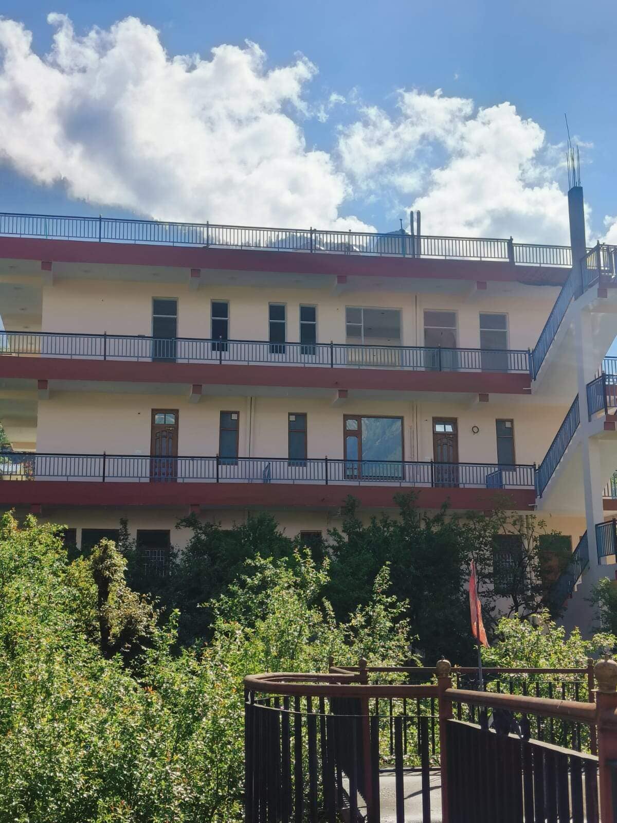 Book Moon Light Hotel Lounge in Thela,Kullu - Best Hotels near me in ...