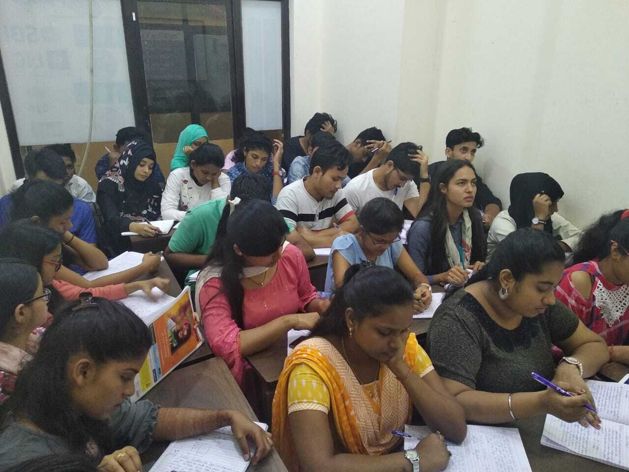 Top Psc Tutorials in Crawford Market - Best Public Service Commission Tutorials Mumbai - Justdial