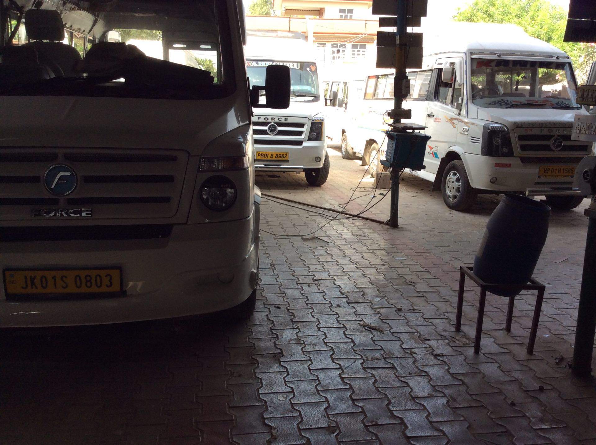 Ghag Auto Designer in Phagwara Sharki, Phagwara - Best Tempo Traveller ...