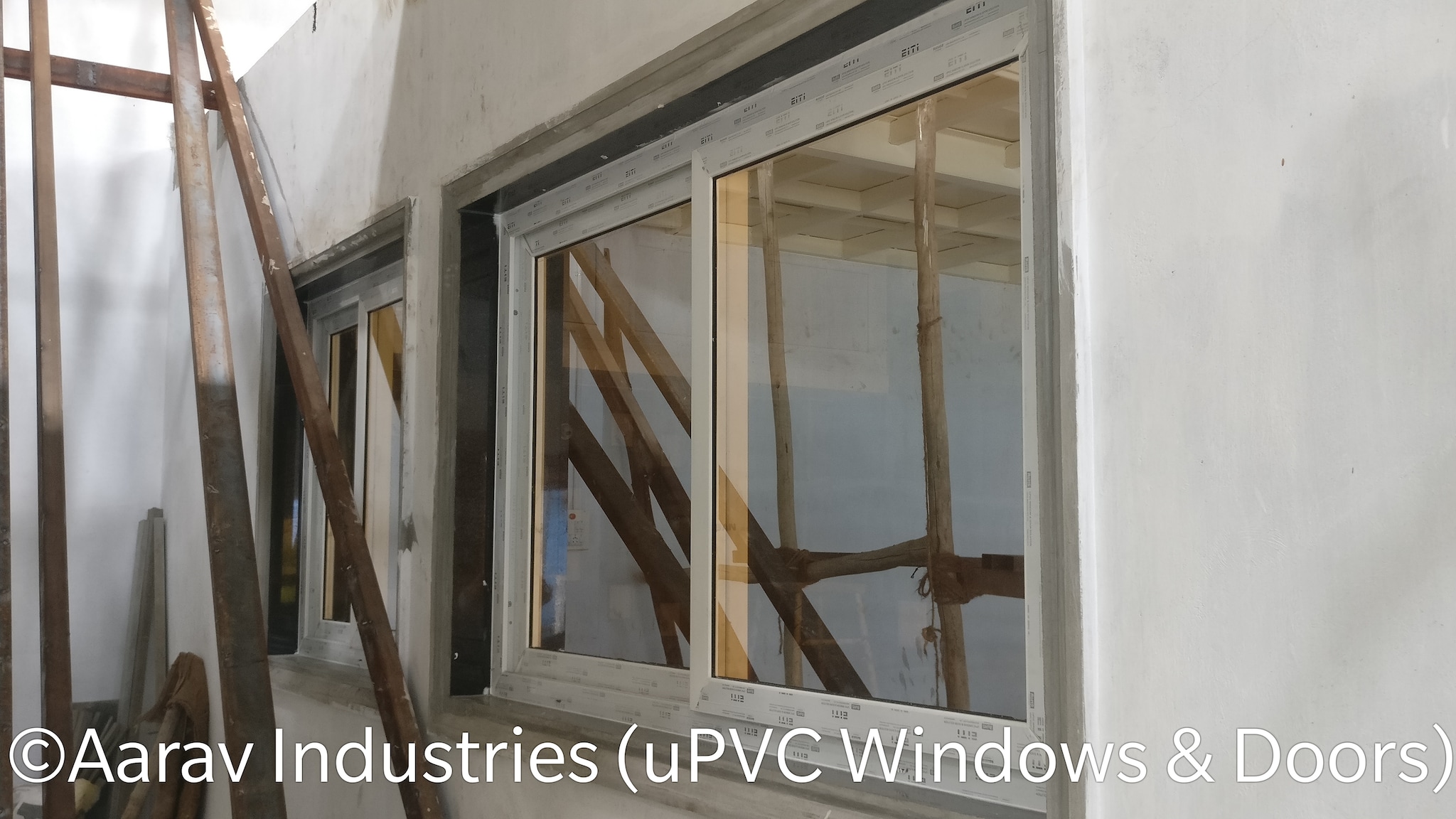 White Aluminium Sliding Window in Salem at ₹ 250 / Sq.ft by Aarav ...
