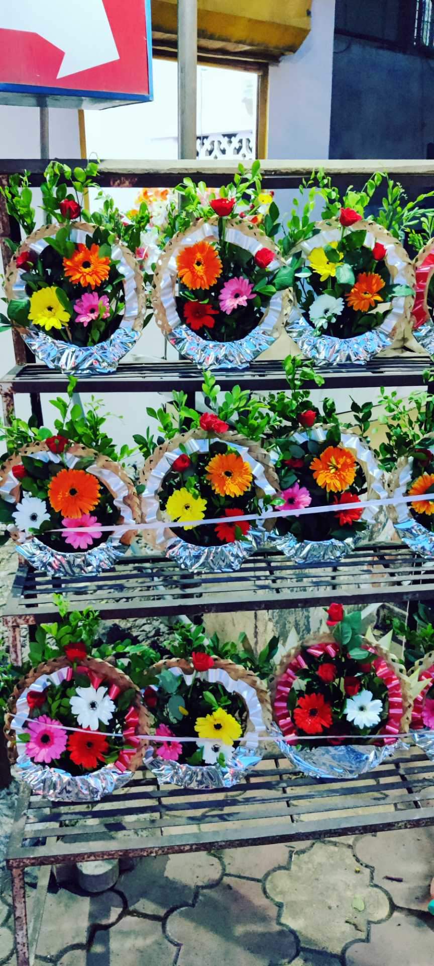 Top Flower Shops in Bhadkimbe - Best Florists near me - Justdial