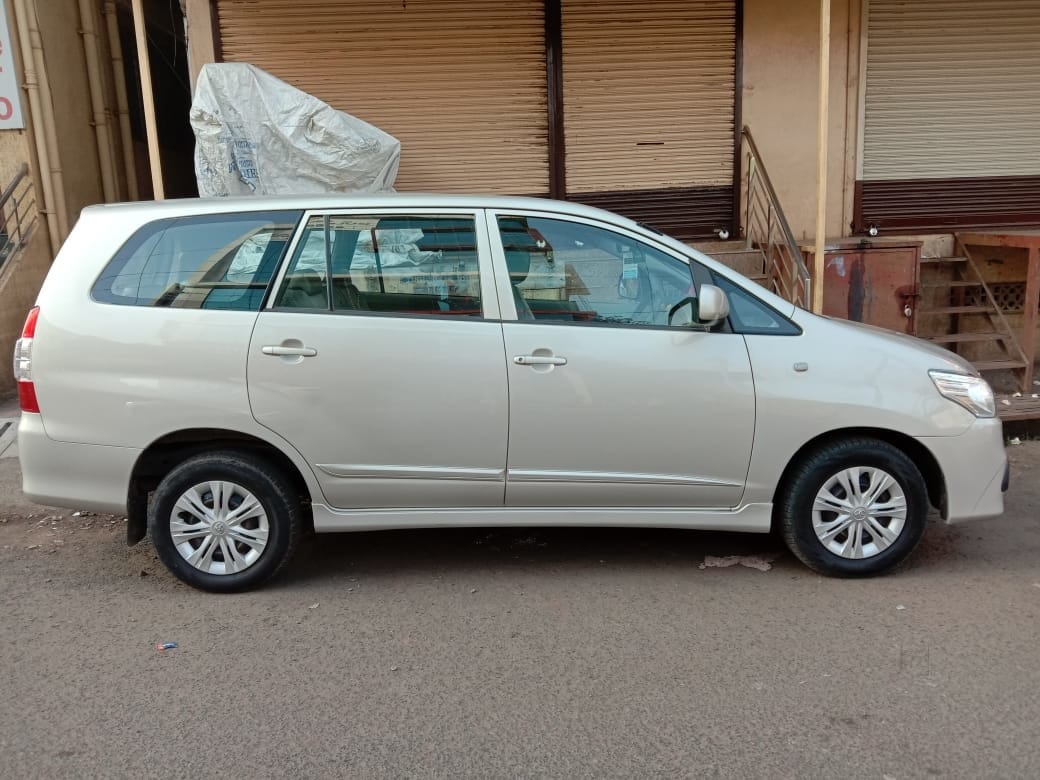 Car Rental Toyota Fortuner in Sagaon Sangli - Book Premium Car near me ...