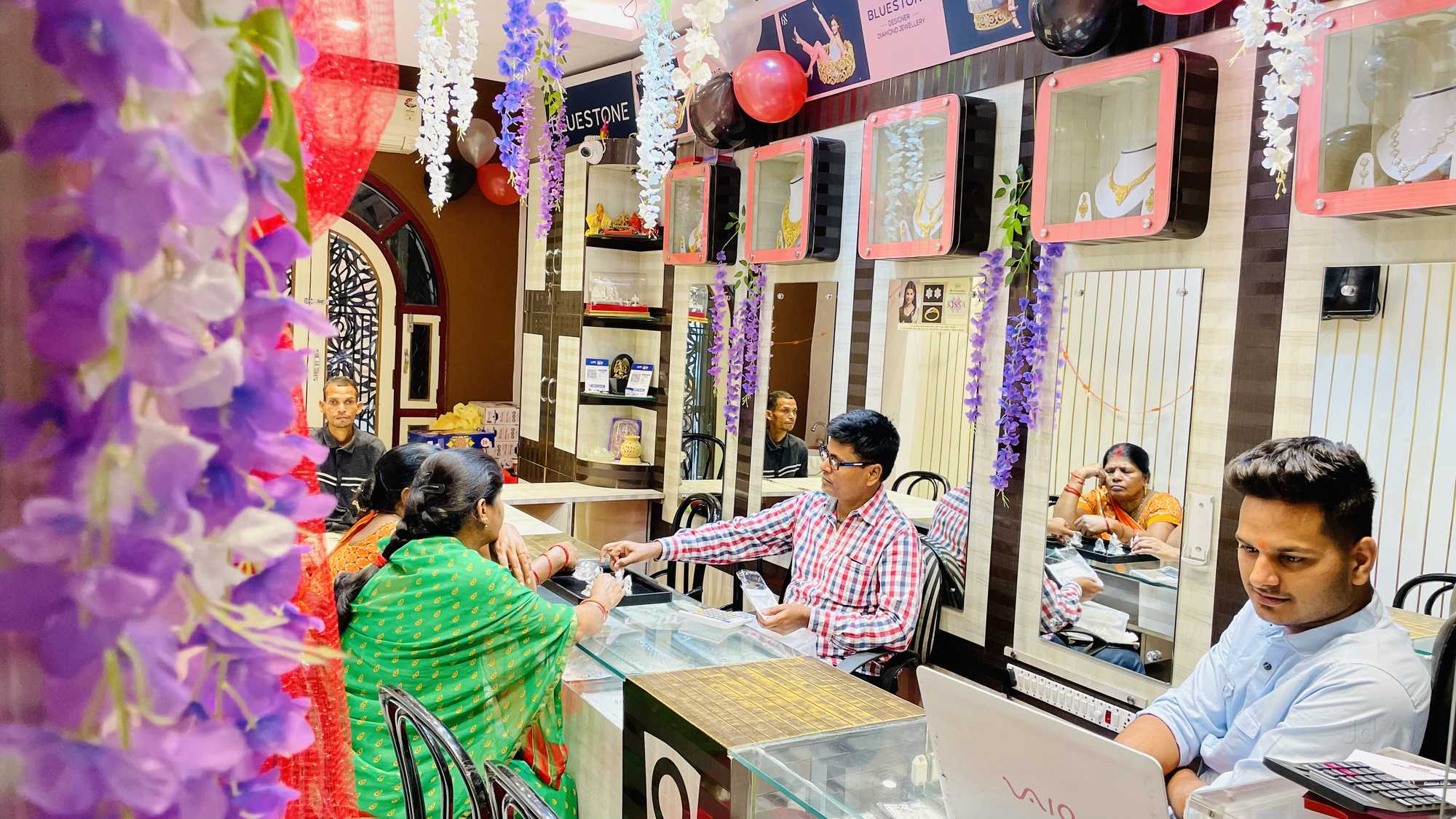 Top Antique Jewellery Showrooms in Tetari Bazar - Best Antique Jewelry ...