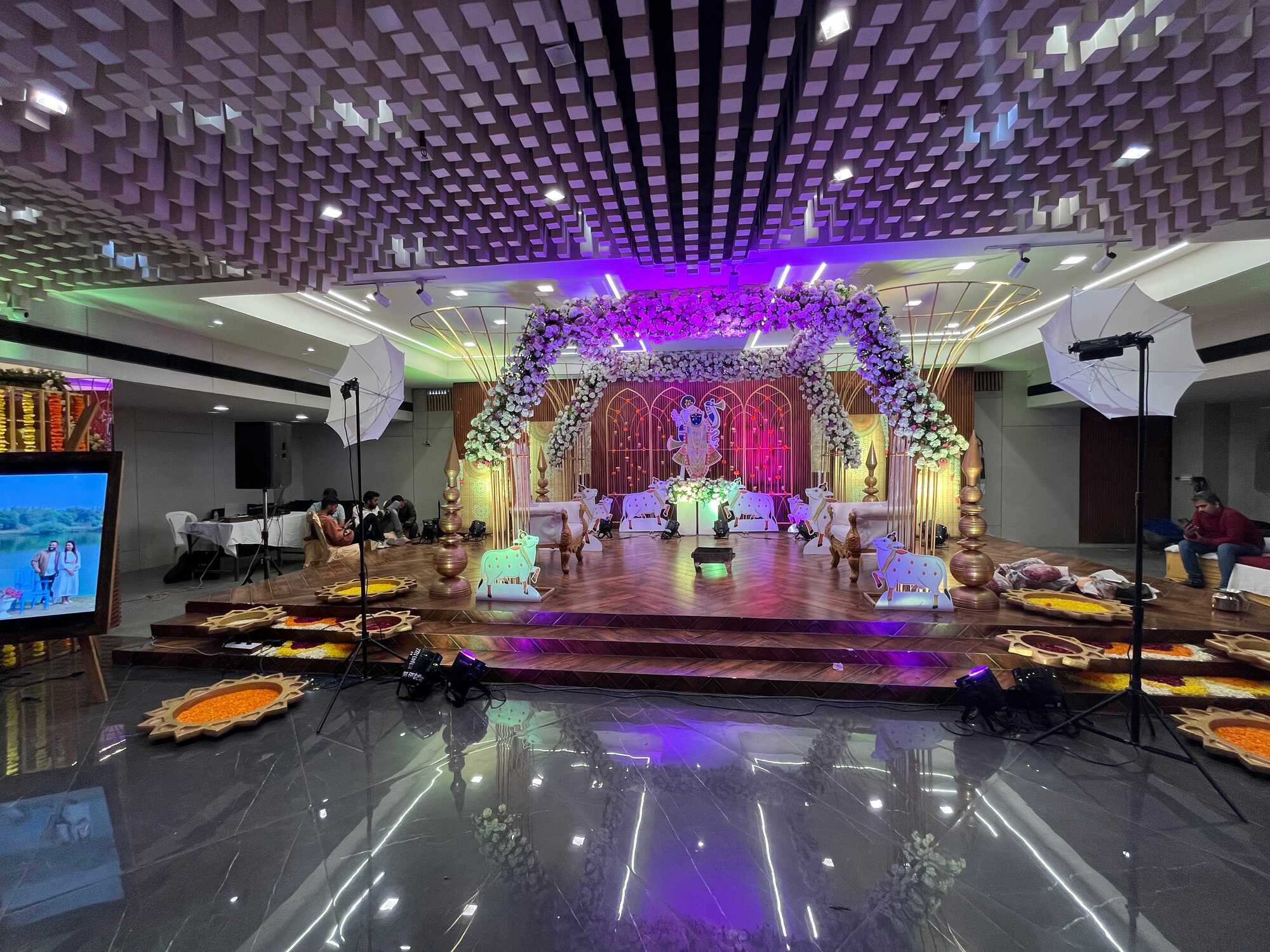 Top Banquet Halls near Santosh Clinic Bhestan - Best AC Banquet Halls ...
