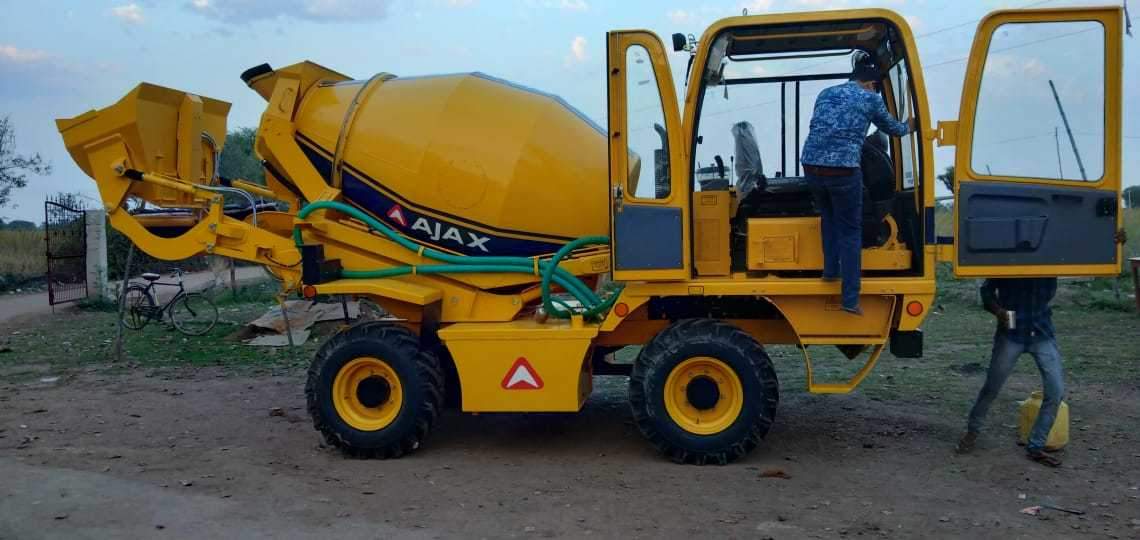 Top Excavators On Rent Poclain near Dr Nachiket Mehta Hospital Clinic ...