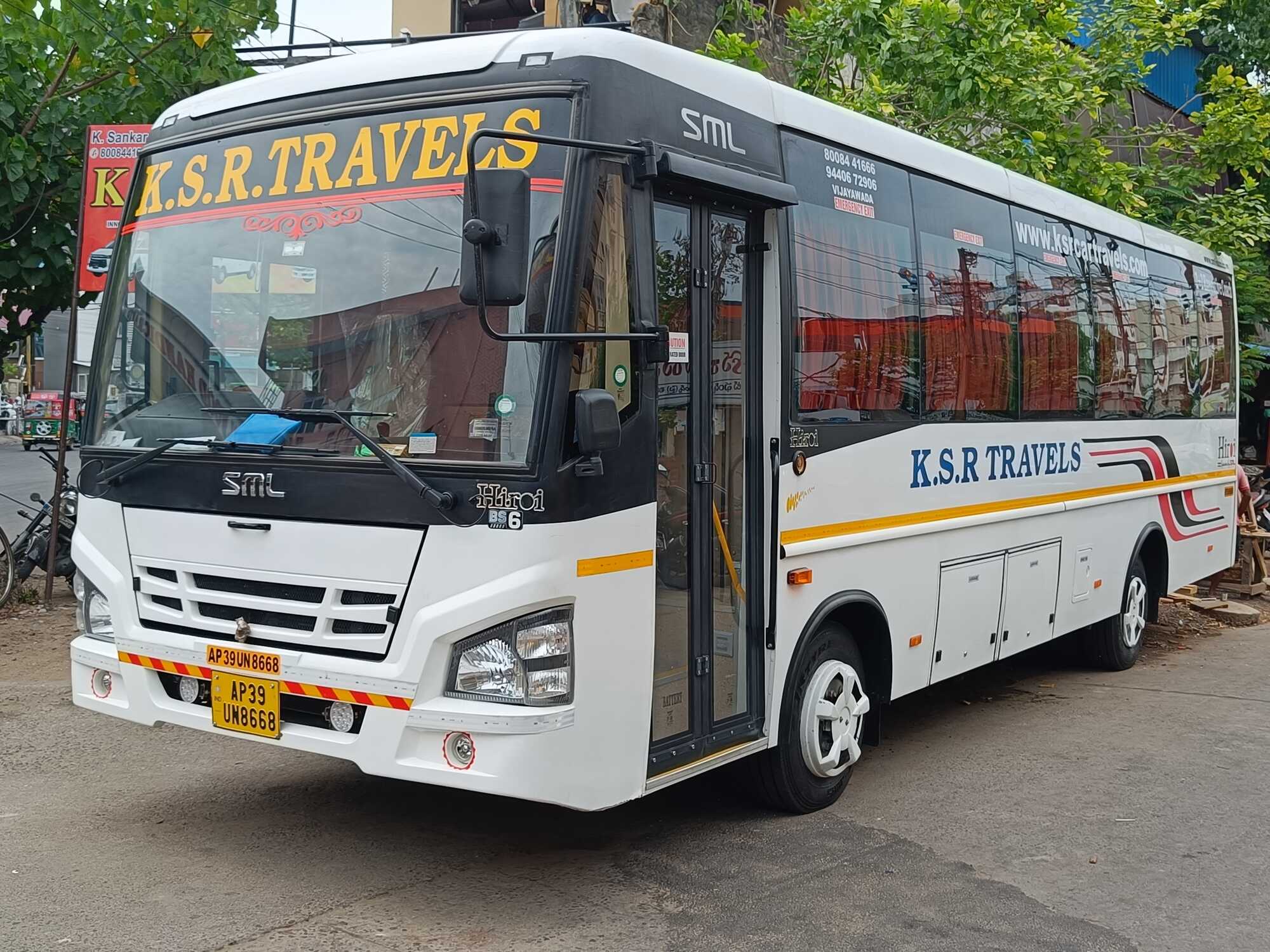 Top 12 Seater Tempo Travellers On Rent in Vijayawada - Best 12 Seater ...