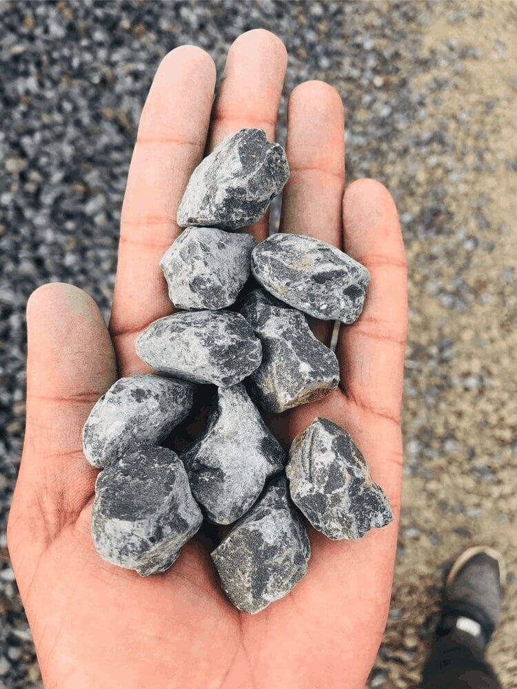 20 MM Crushed Stone in Trichy at ₹ 3,500 / Unit (MOQ:4 Unit) by Seven ...