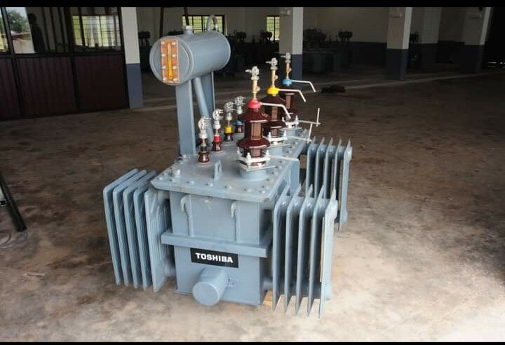 Toshiba 63Kva Power Transformer, 63 kW, Copper, 1200 x 800 x 1000 mm in ...