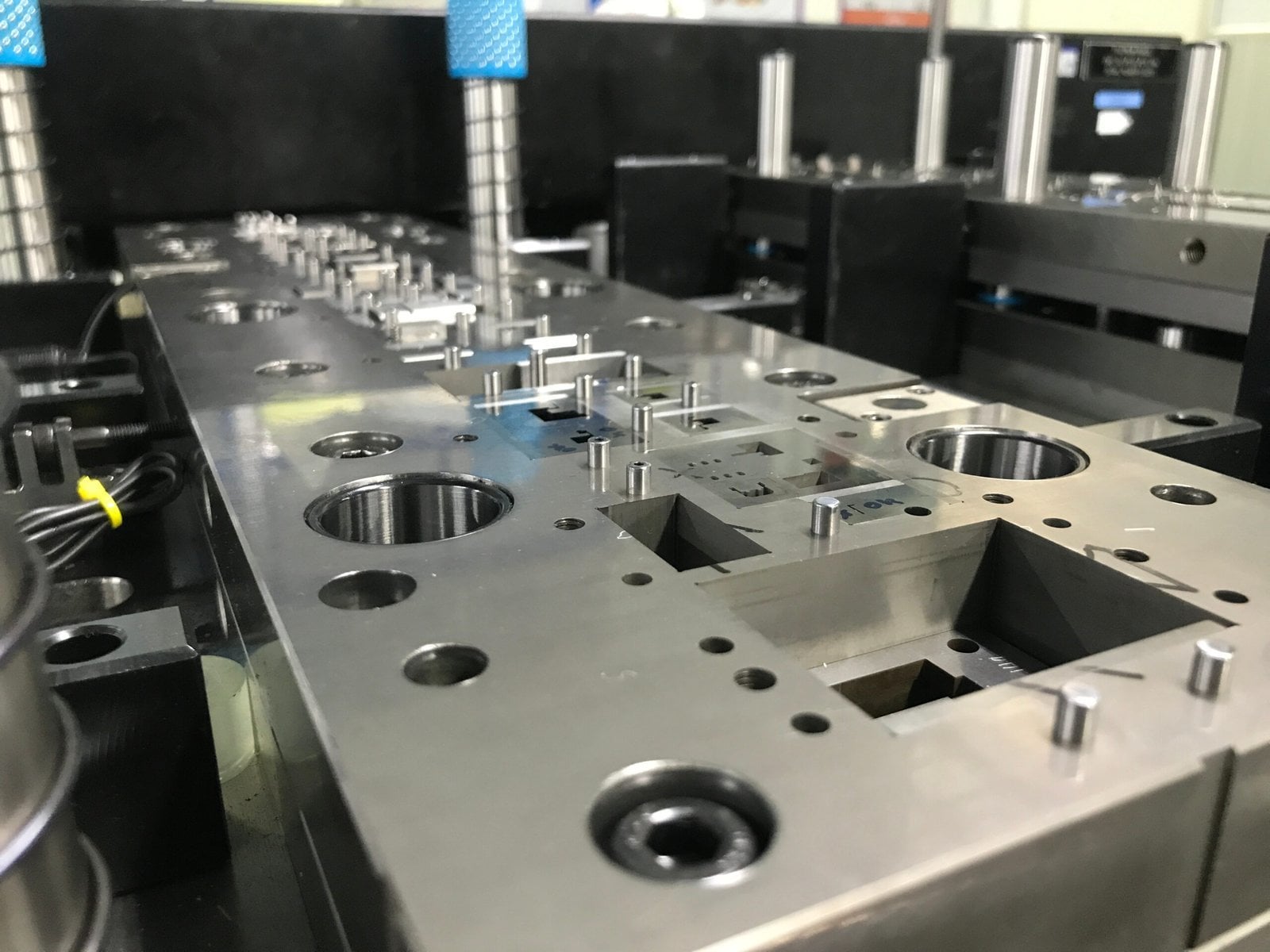 Progressive Dies Sheet - Get Best Price from Manufacturers & Suppliers ...