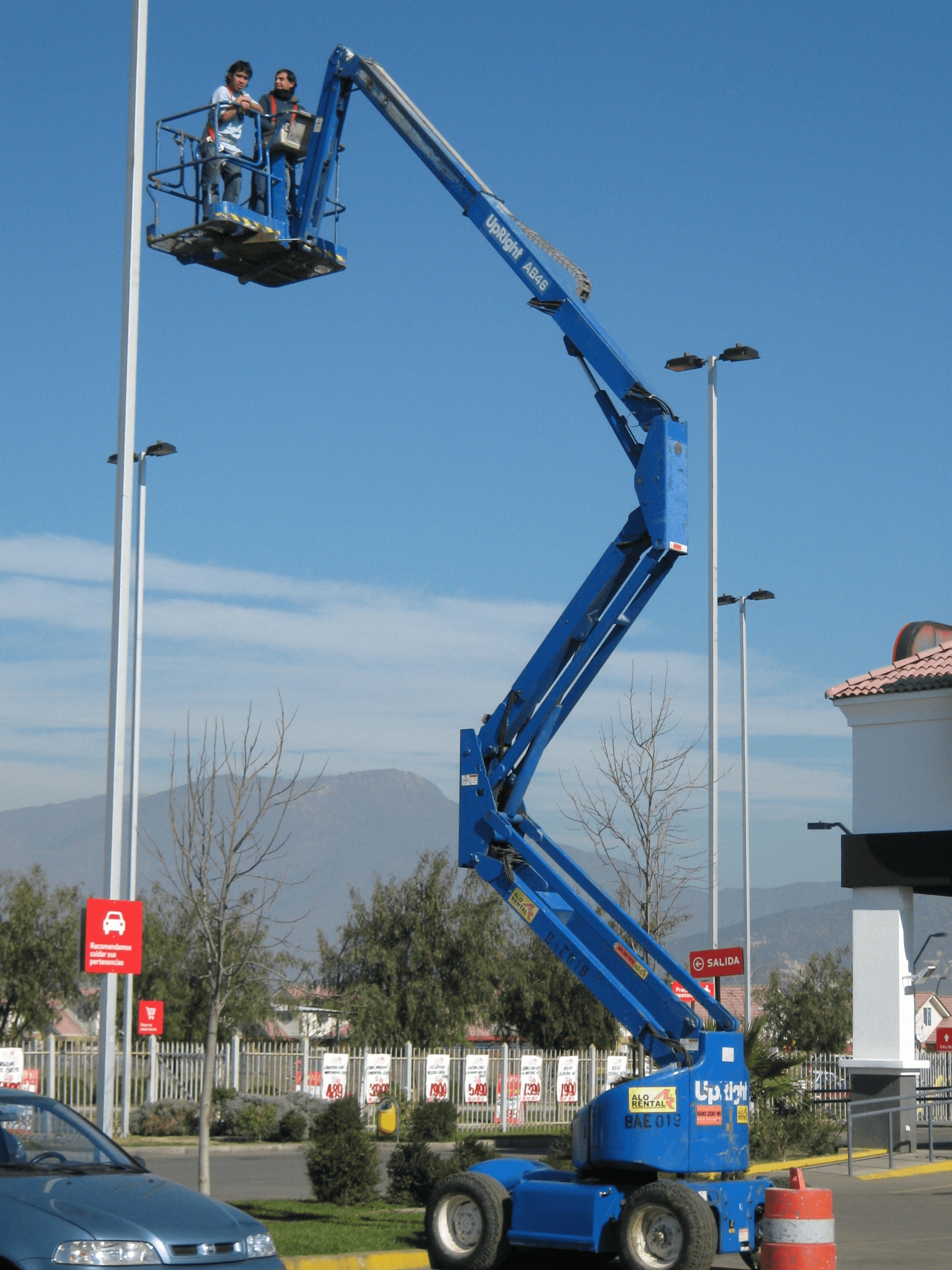 Articulated Boom Lift with 1000 lbs Lift Capacity in Chennai at ₹ 20 L ...