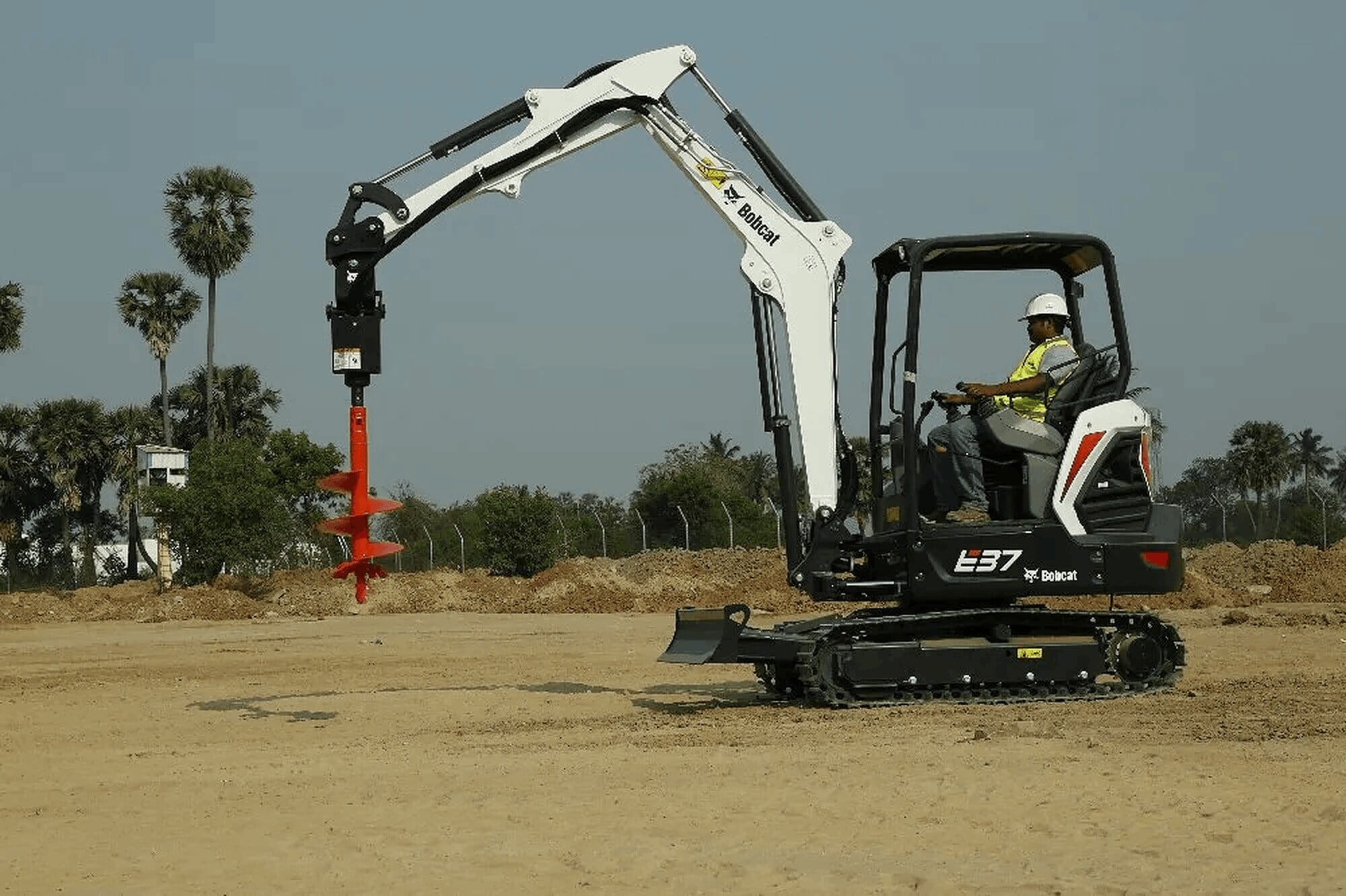 Bobcat Ultra HD Mini Excavator On-Rent E37 in Bangalore at ₹ 1,000 ...