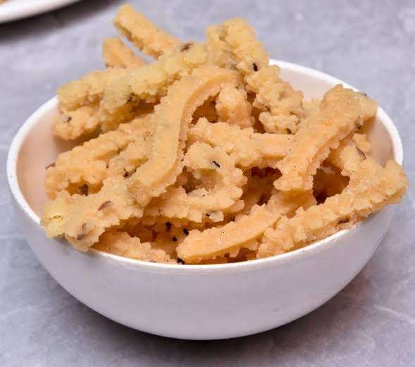 Butter Murukku - Savory Butter Snack, Packet, 6 months shelf life in ...