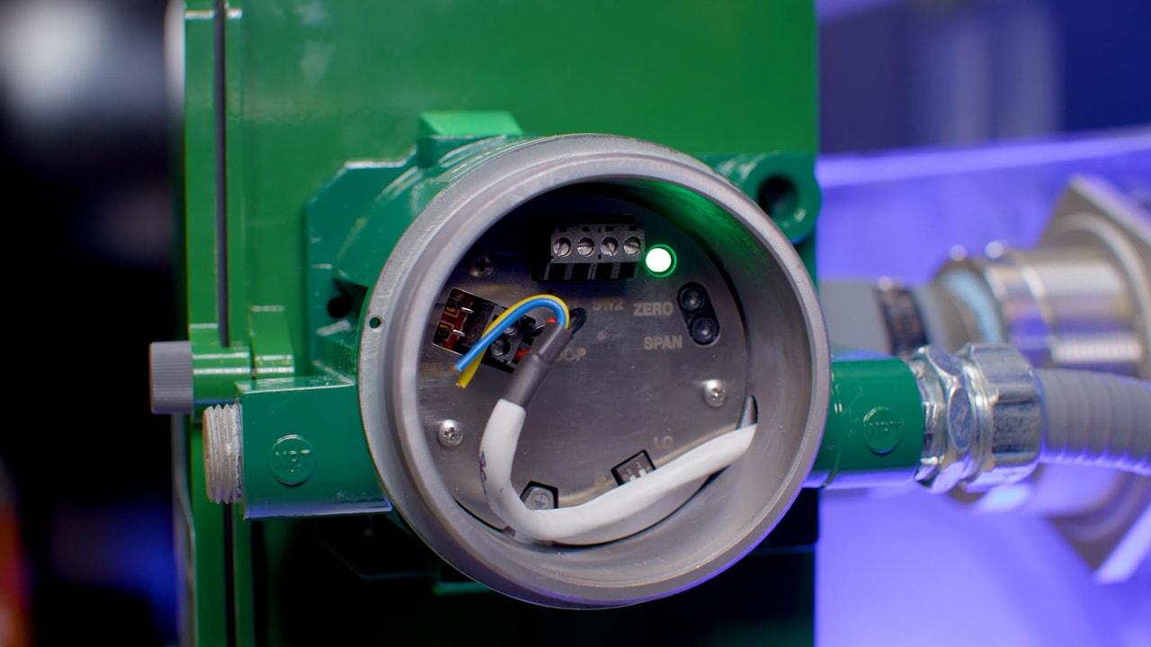 Electronic Position Transmitters Price Starting From Rs 400/Pc | Find ...