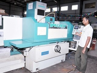 COSMOS CNC SURFACE GRINDING in Bangalore at ₹ 60,000 - ₹ 5.60 L / Pc by ...