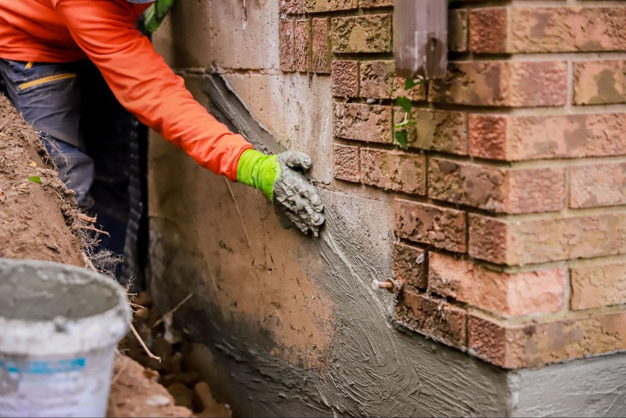 Durable Waterproofing Material with Crack Filler for Enhanced Longevity ...
