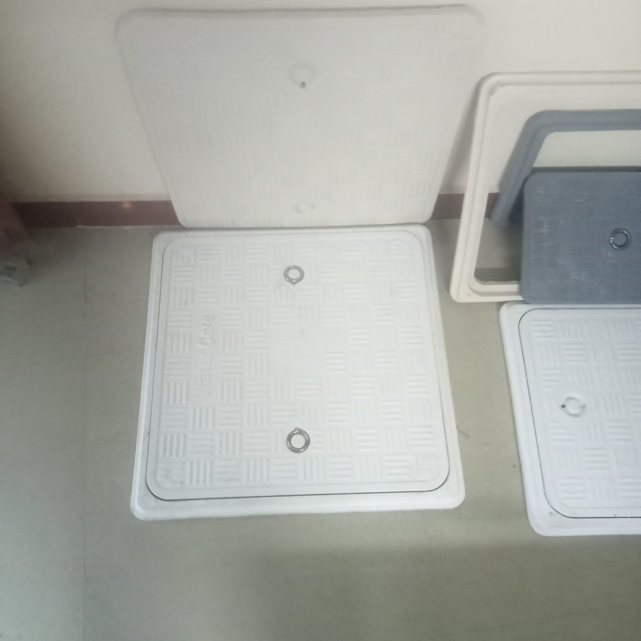 FRP manhole cover in Coimbatore at ₹ 300 / Pc by Exo Tiles & Pavers ...
