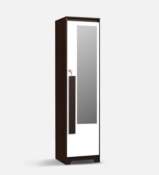 Single glass wardrobe store