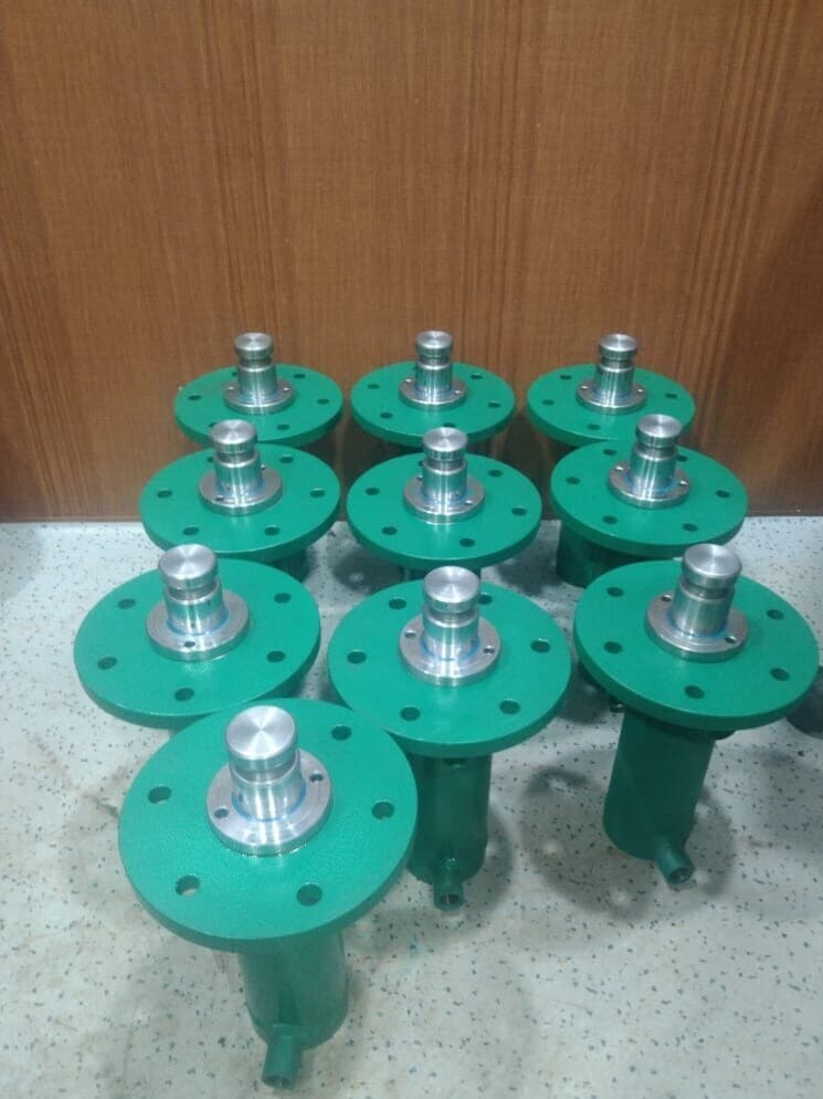 Hydraulic Cylinder Round Flange in Delhi at ₹ 4,500 / Pc by Heena ...