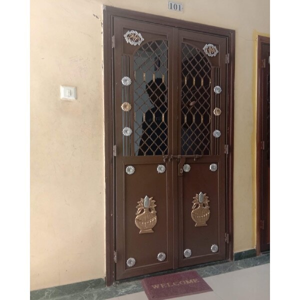 Metal Brown Lokhand Double Door in Sangli at ₹ 450 / Sq.ft by Deep ...