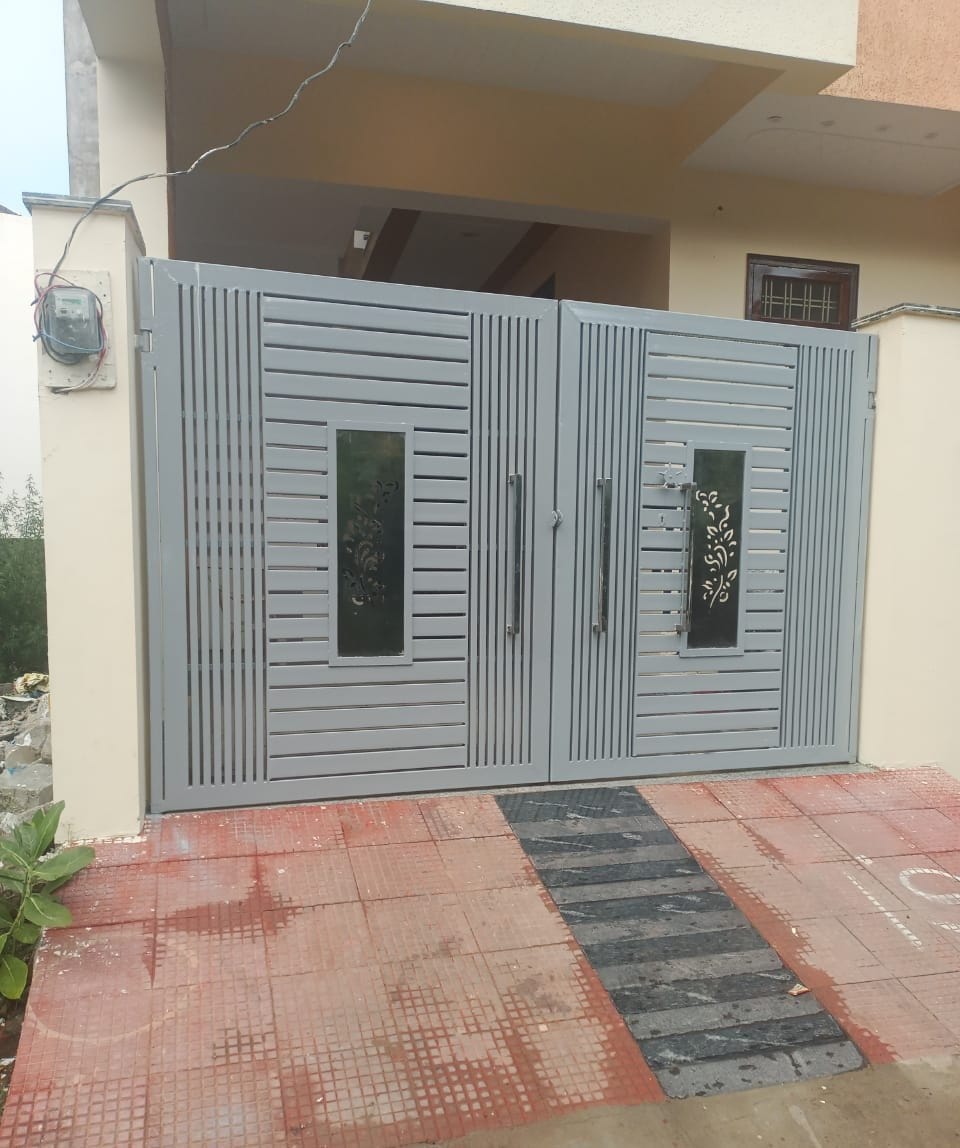 Mild Steel Main Gate 5x6 Feet in Rohtak at ₹ 20,000 - ₹ 35,000 / Pc by ...