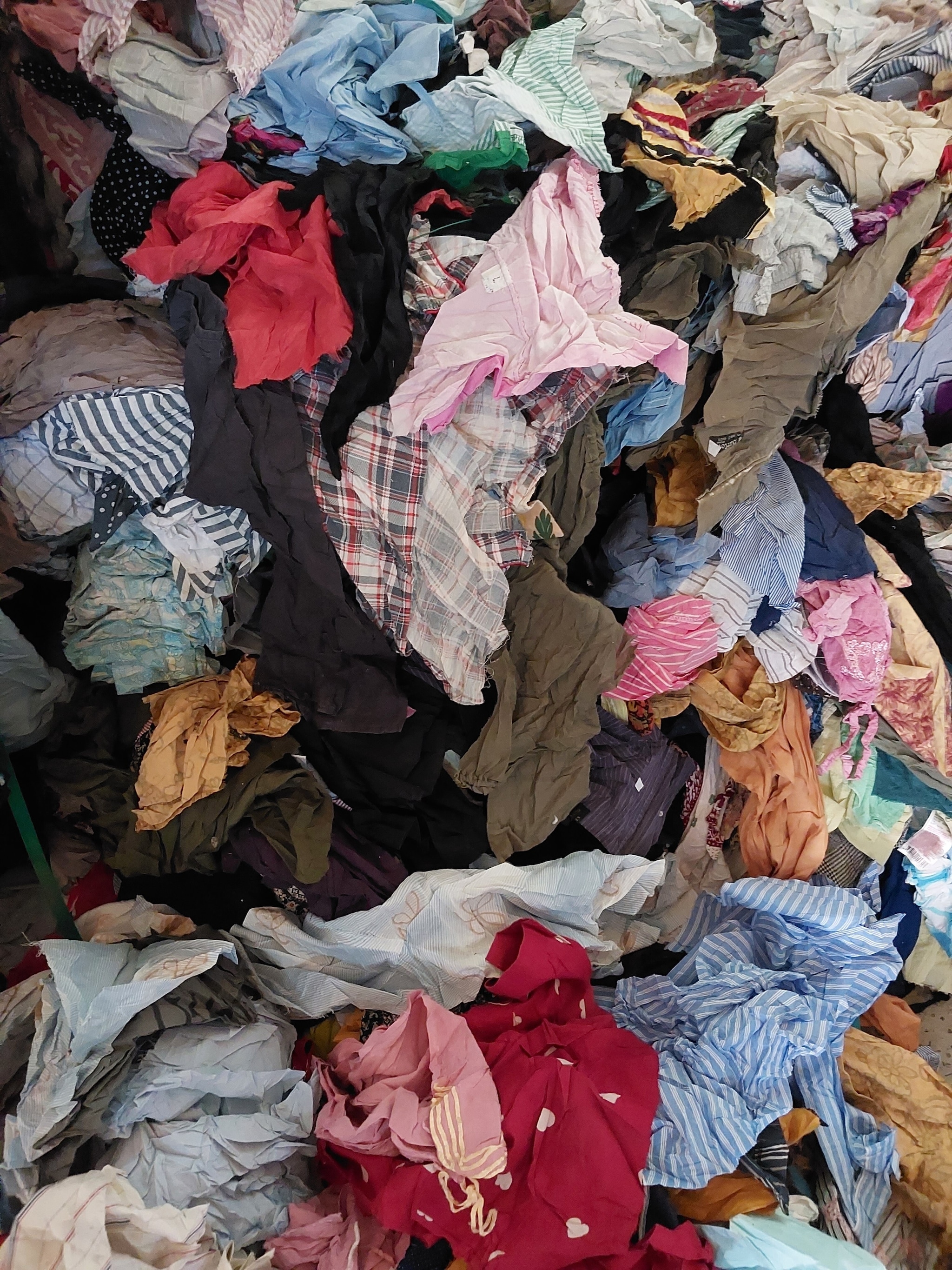Cotton Waste Cloth Pieces in Gandhidham at ₹ 20 / Unit by Balaji ...