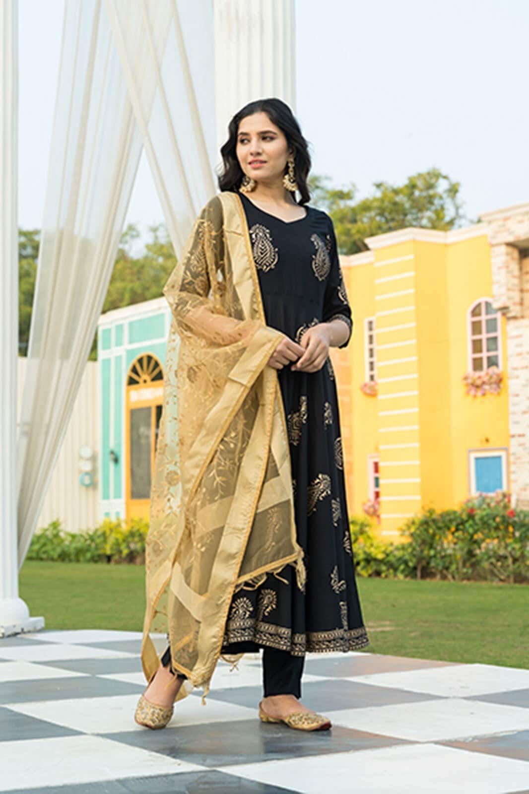 PHEETA Black Gold Block Print Suit set with Embroidered Dupatta in Jaipur at 3 399 Unit by Pheeta Justdial