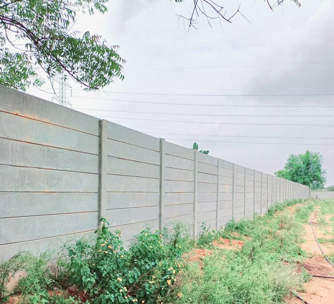 RCC Grey Precast Compound Wall 6ft in Bangalore at ₹ 80 - ₹ 85 / Sq.ft ...