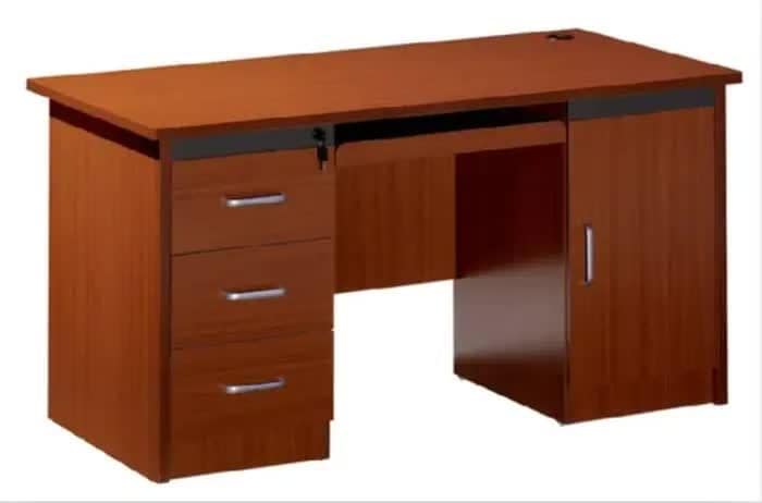 Rectangular Wooden Computer Table Dimension 6.4X4 Feet in Bangalore at ...