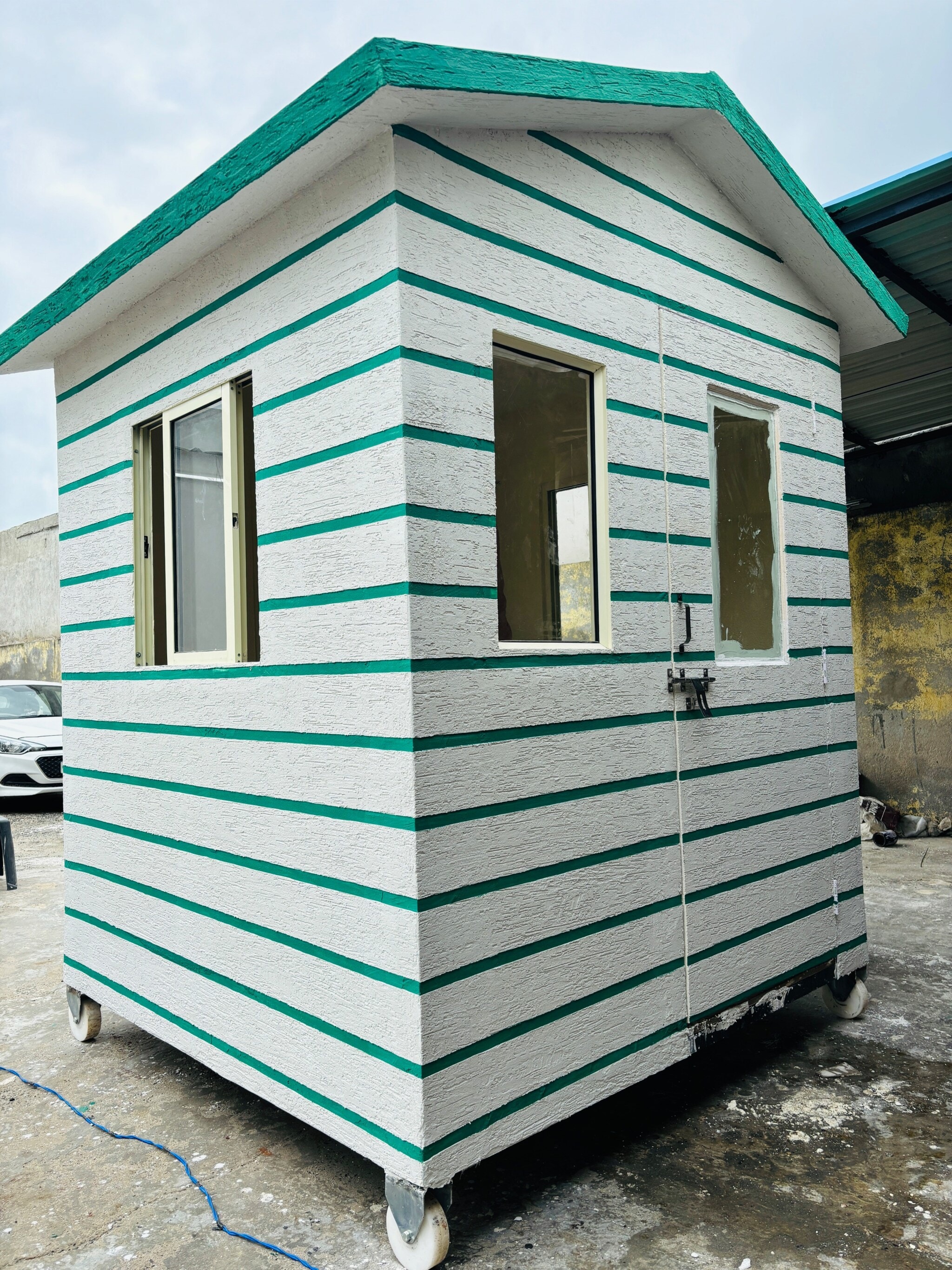 Security Guard Cabin in Delhi at ₹ 35,000 / Unit by Rising Pre Fab ...