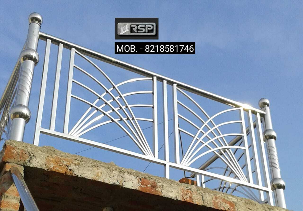Stainless Steel Terrace Railing in Pauri at ₹ 700 / Ft by Royal Steel ...