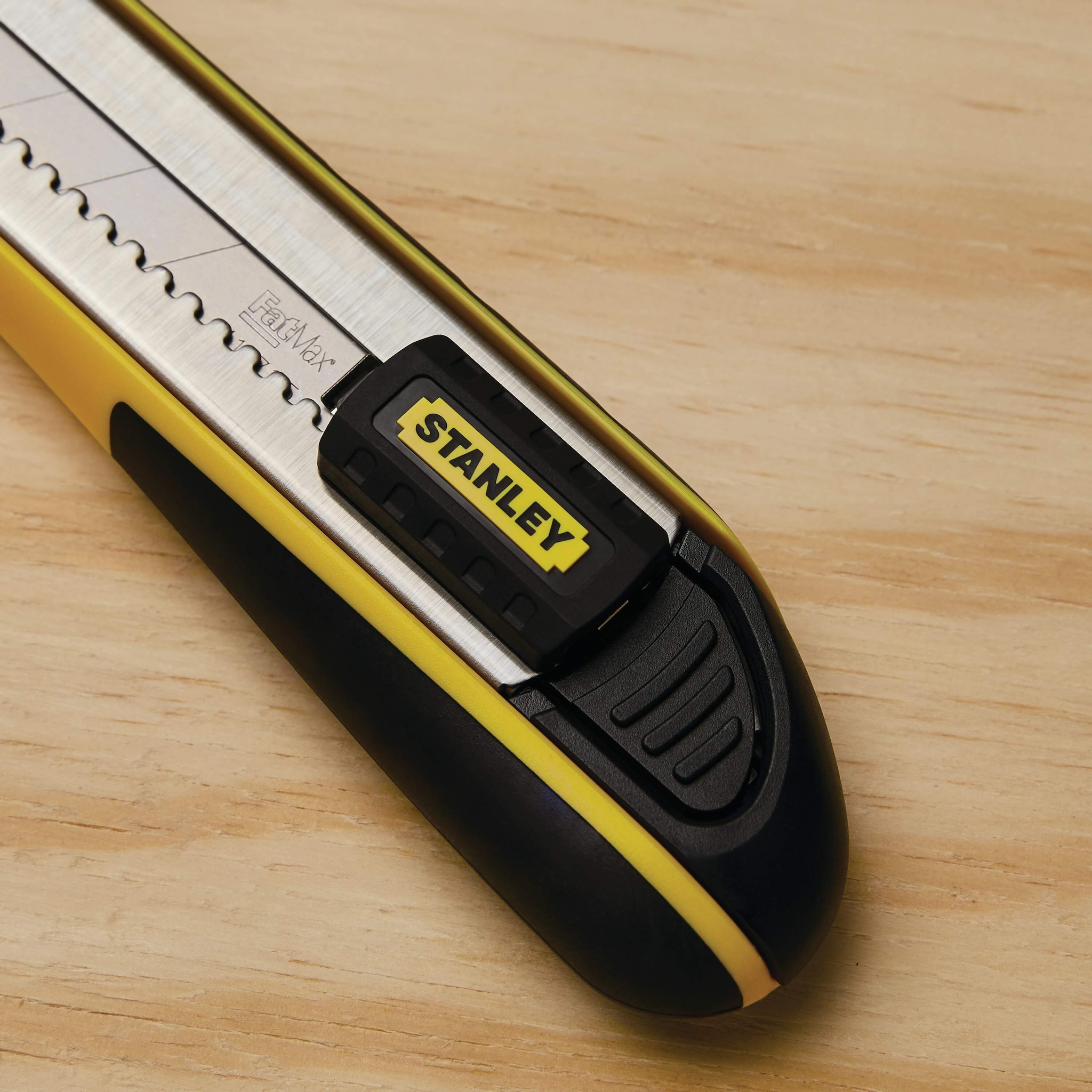 STANLEY 25Mm Fatmax Snap-Off Knife - (10-486) in Mumbai at ₹ 1,263 ...