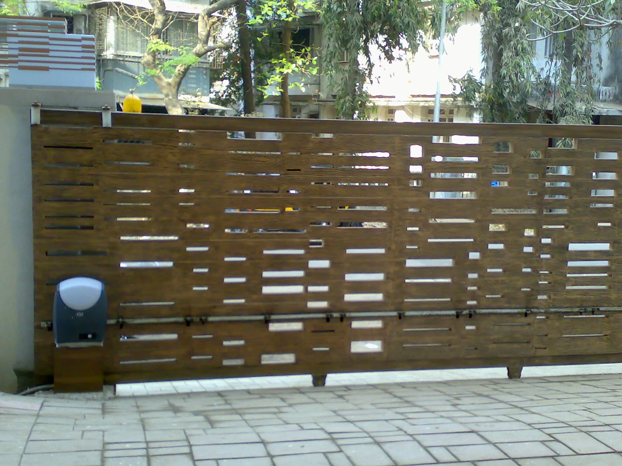 SWING GATE Convenient-Access in Mumbai at best price by Shri Ambika ...