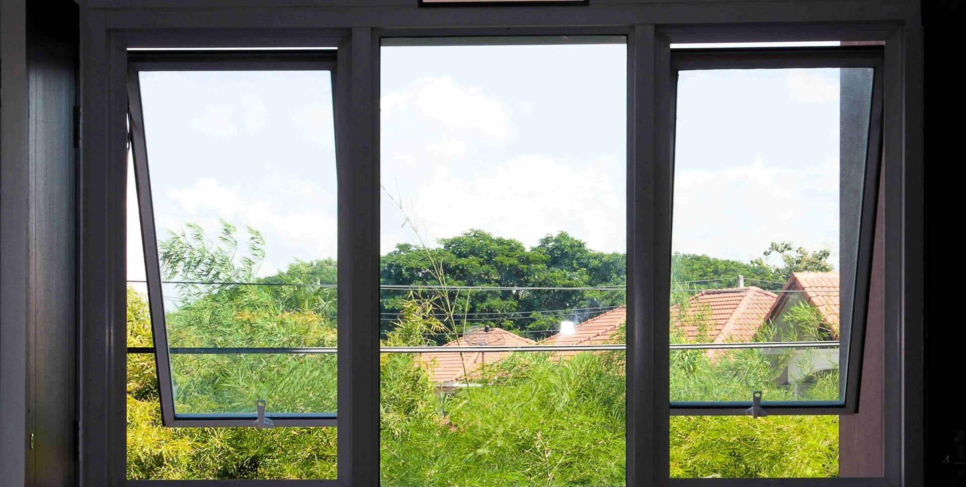Upvc Top Single Glazing Hung Windows 3 Mm in Coimbatore at ₹ 550 ...