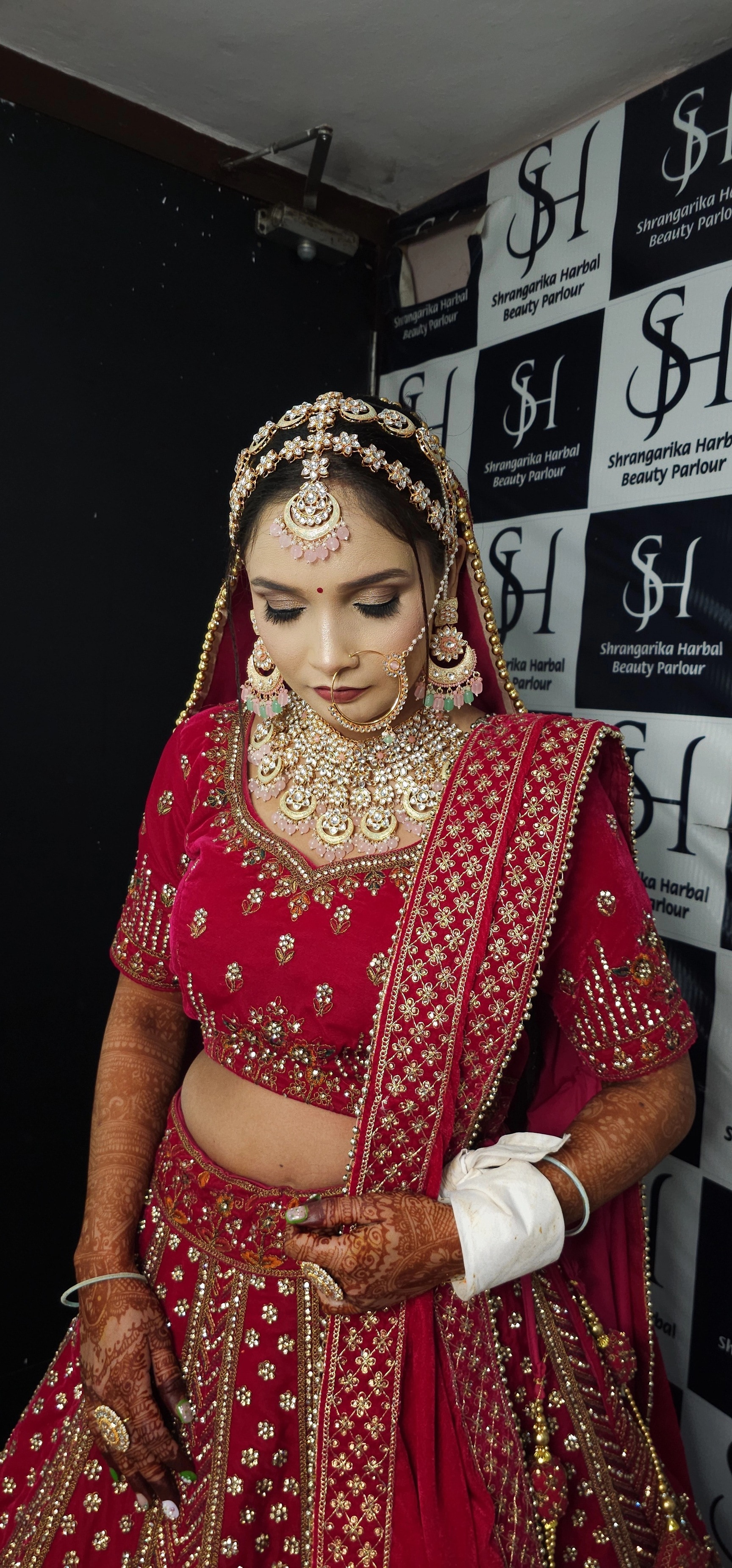 Top Beauty Parlours in Indra Nagar - Best Ladies Beauty Parlours near ...