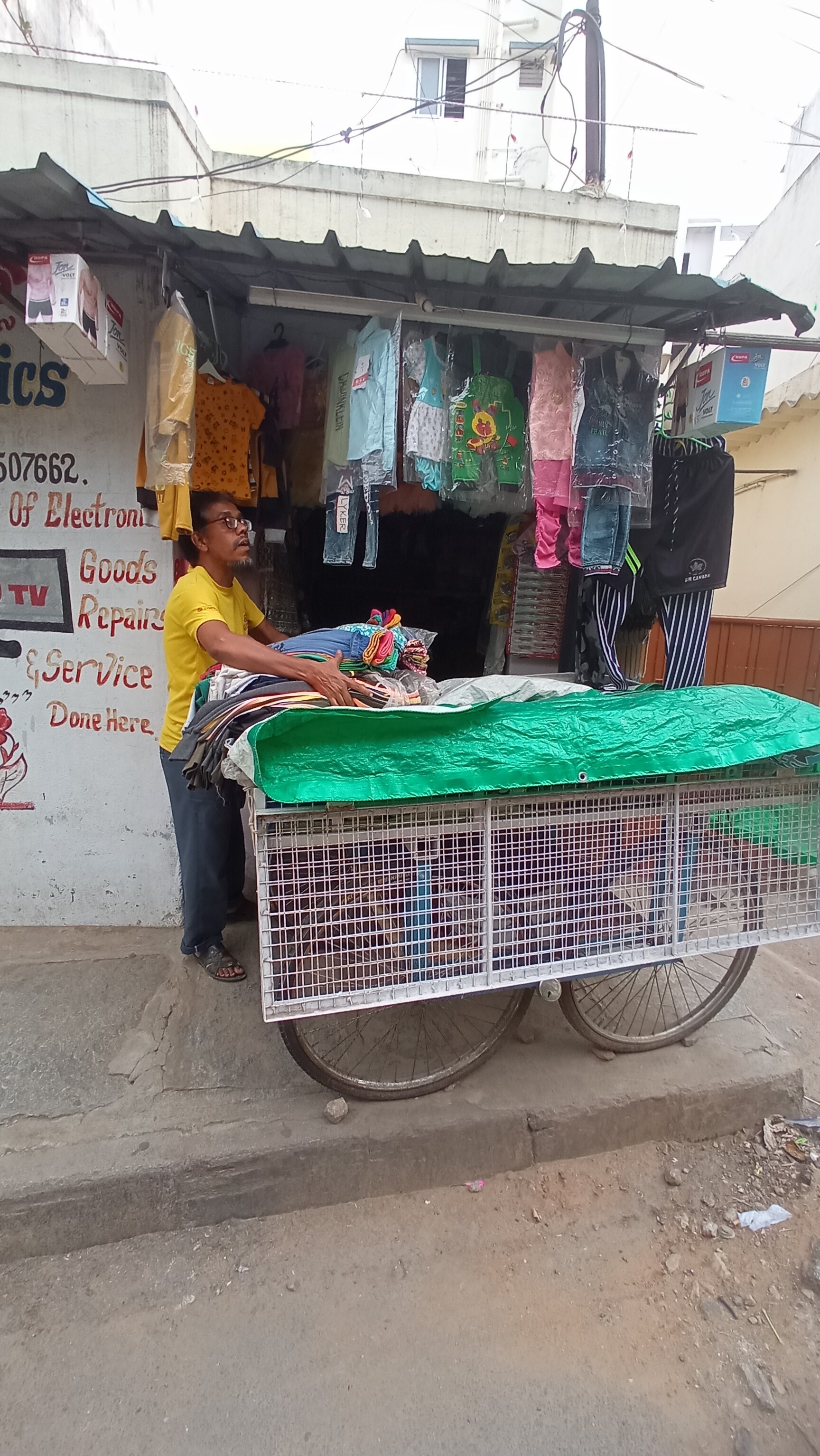 Aksa Textile in Rt Nagar, Bangalore - Best Fabric Retailers in ...